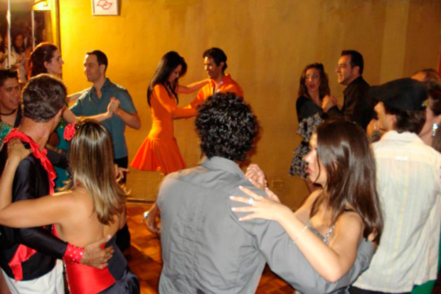 5 baladas para aprender a dançar em São Paulo