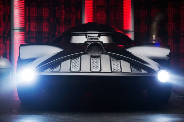 Conheça o carro do Darth Vader que alcança 250km/h