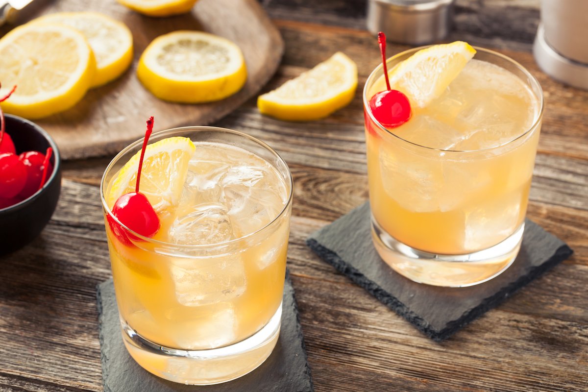 Conheça os 10 drinks mais famosos do mundo (e aprenda a fazê-los)