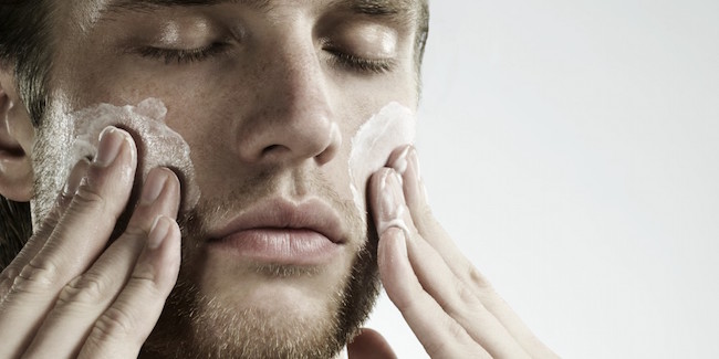 “Sou feio”: 10 dicas para ser um homem mais atraente [2021]