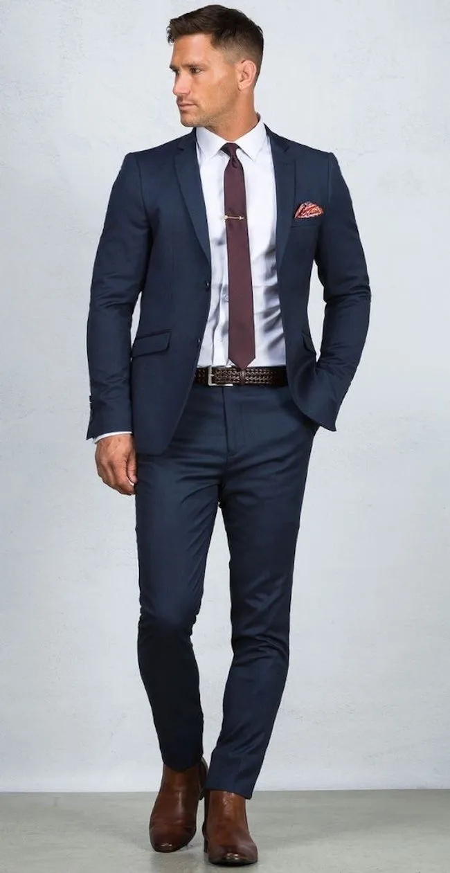 Terno Azul Escuro David Beckham Terno Azul E Sapatos Marrons: A