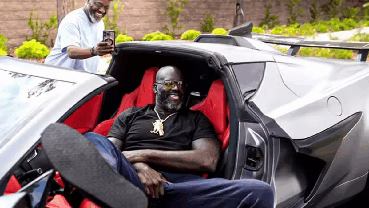 Shaquille O'Neal adquire Chevrolet Corvette Z06 de 680 cv adaptado para ...